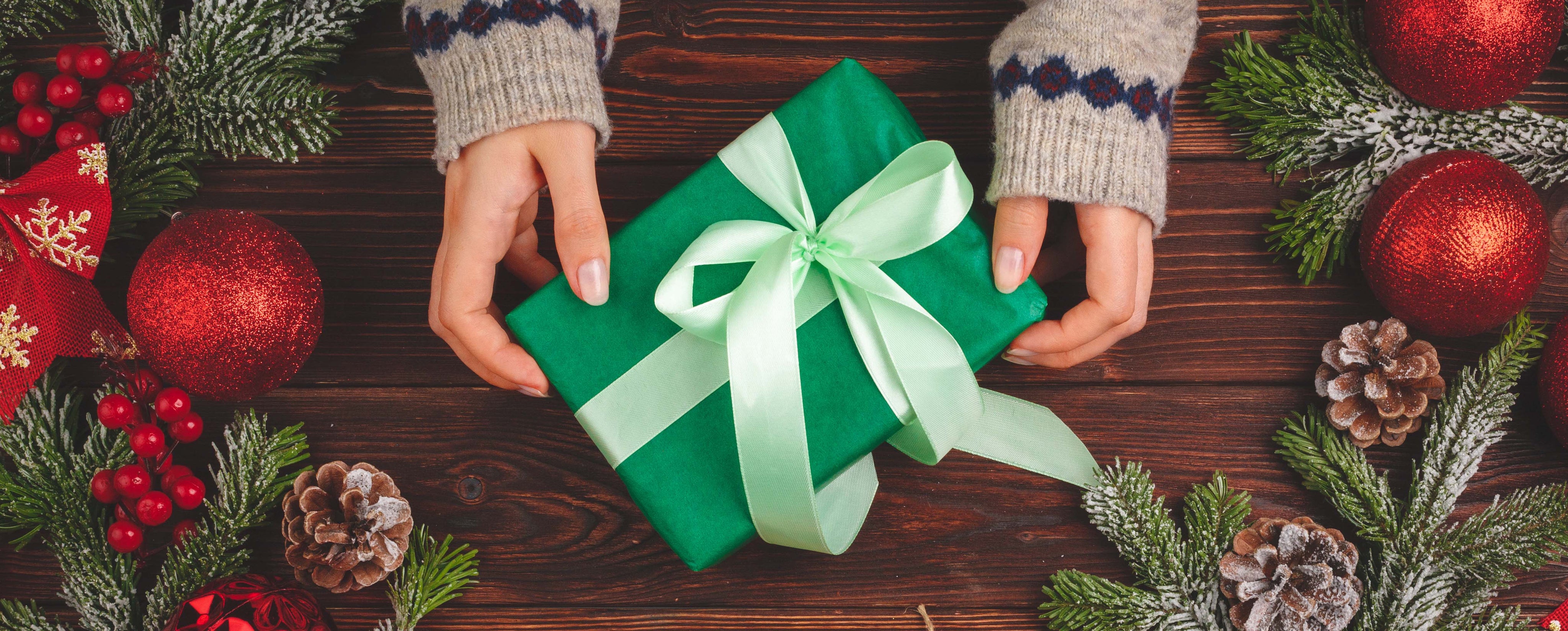 Creating a Cohesive Look: Tips for Matching Christmas Lights to Your H ...